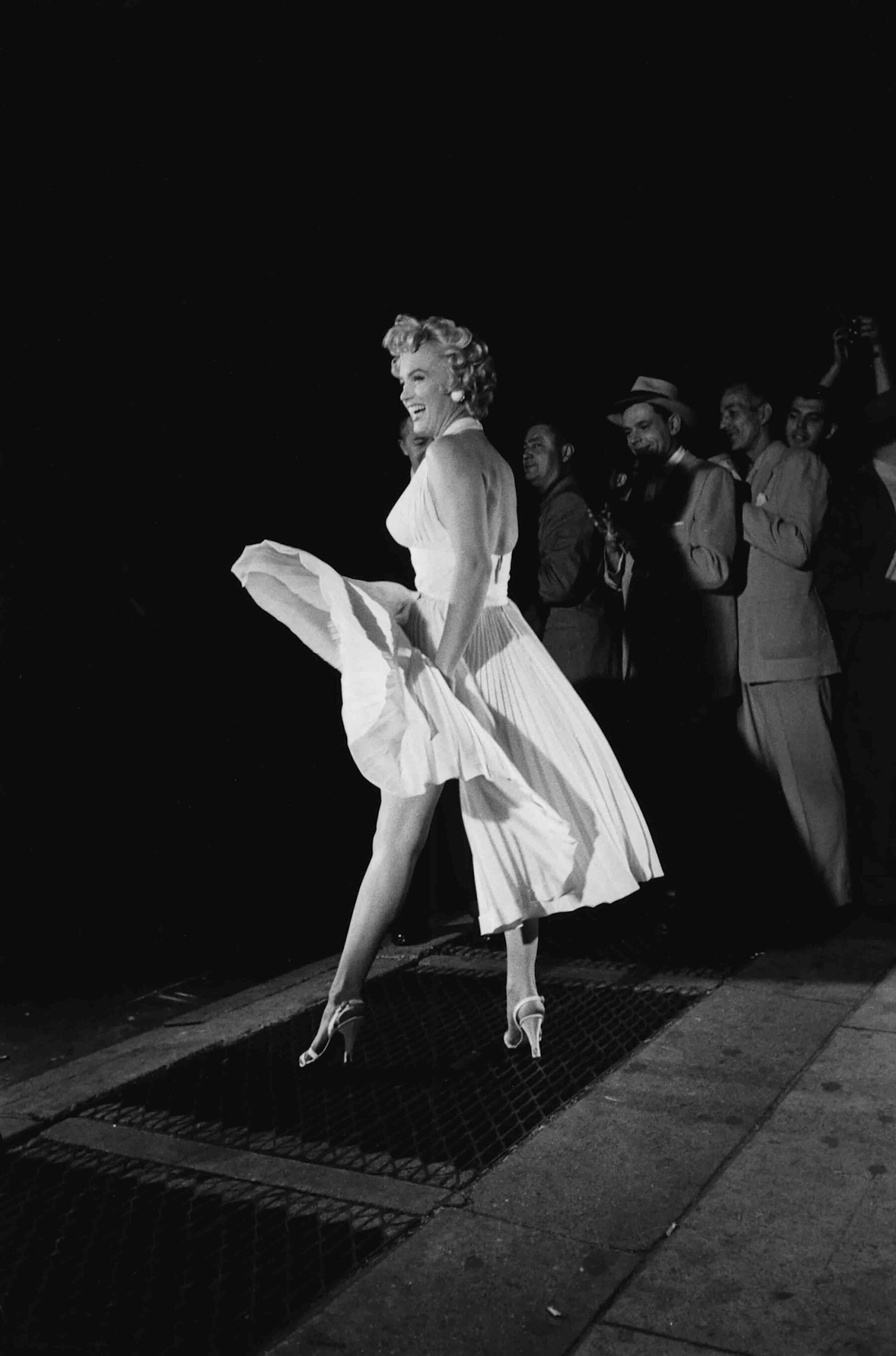 Elliott Erwitt: The Metropolitan Museum of Art, New York | SOL . LDN