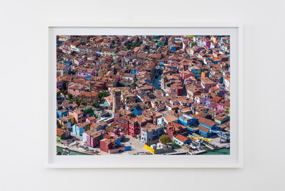 Alex MacLean: Brightly Painted Houses | SOL . LDN