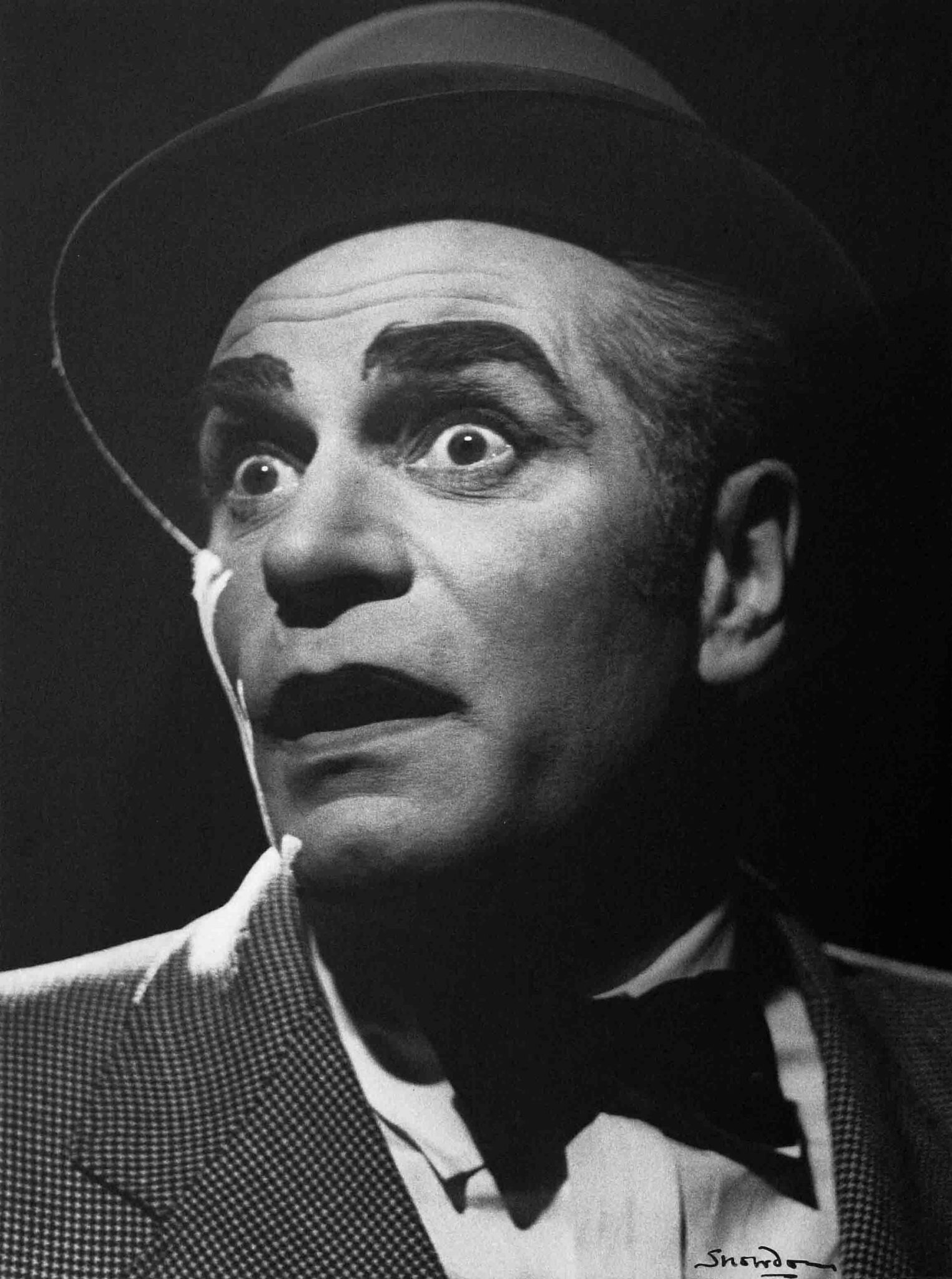 Snowdon: Laurence Olivier as Archie Rice 1957 | SOL . LDN