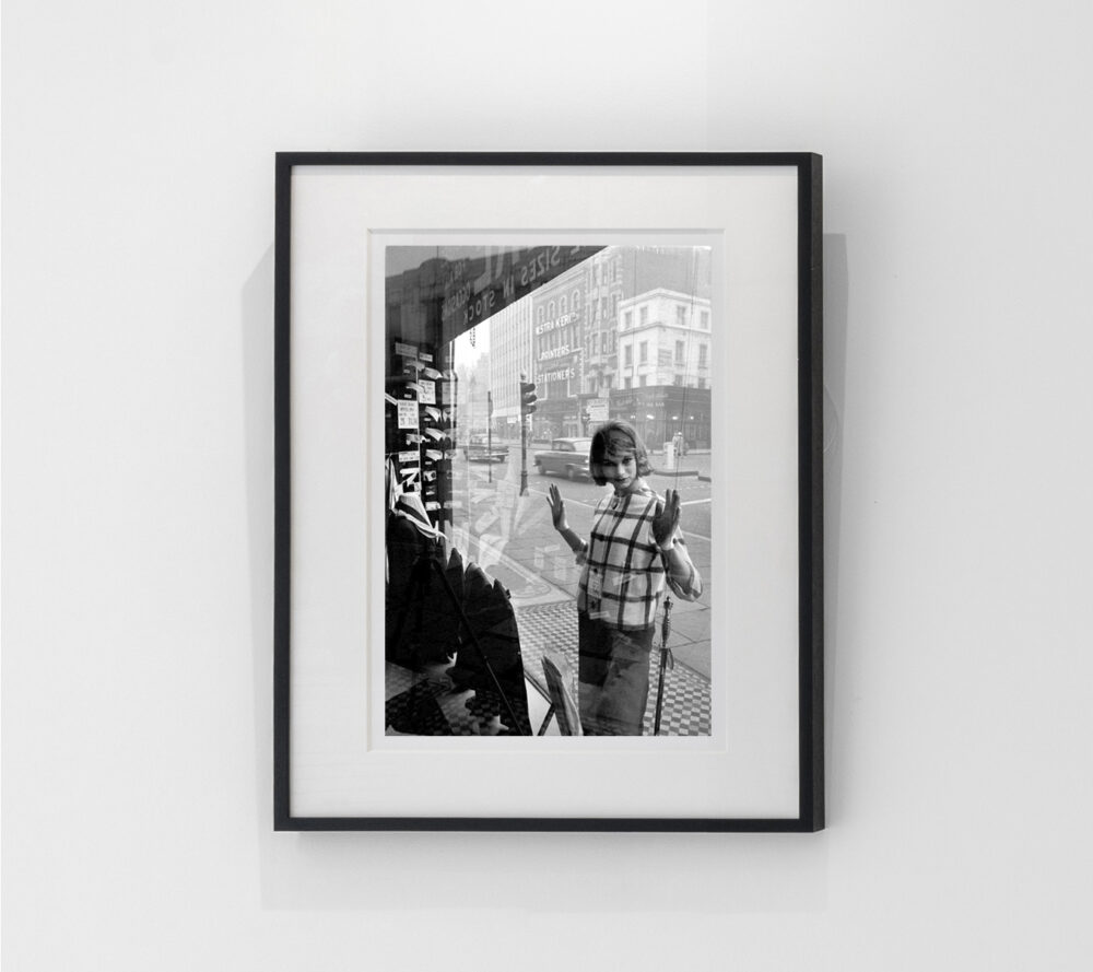 Brian Duffy: Jean Shrimpton, Edgware Road, London, Vogue | SOL . LDN
