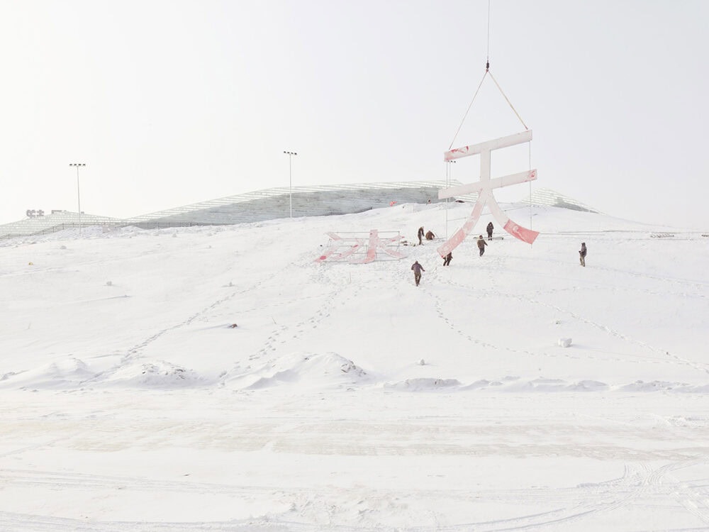 Zhang Kechun: People Installing Signs | SOL . LDN